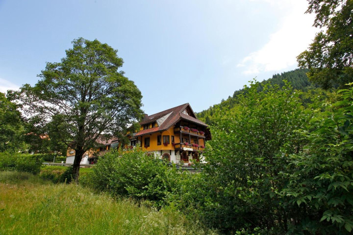 Hotel Gasthaus Hirschen Todtnau Brandenberg Hochschwarzwald Feldberg - Todtnau
