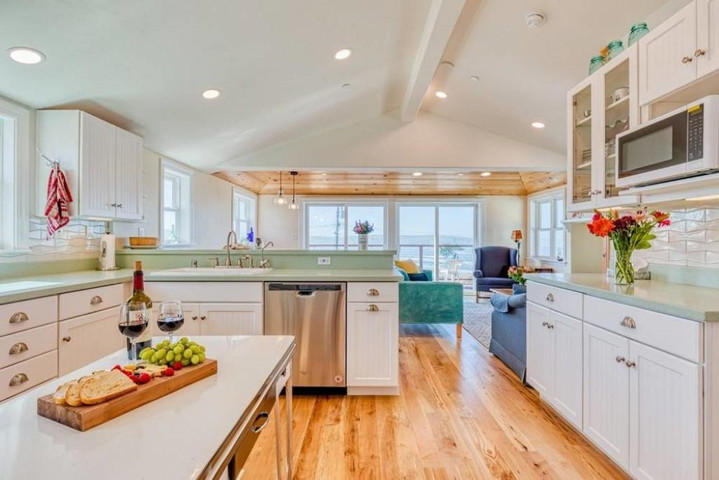 The Lookout! Stunning Views!! Walk To Beach! Bbq! Fast Wifi!! Dog Friendly! - Bodega Bay, CA