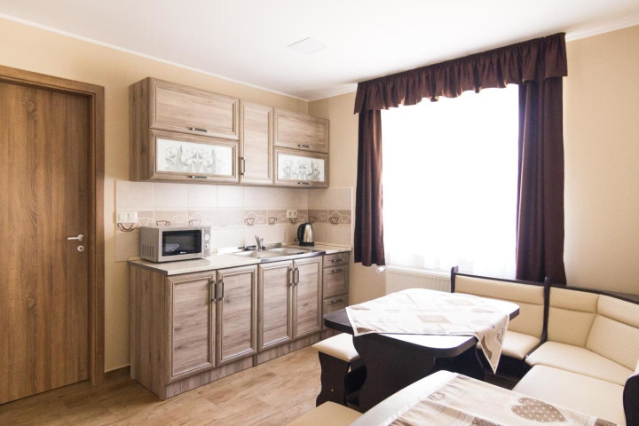 Cuha-gyöngye Apartmanház - Veszprém