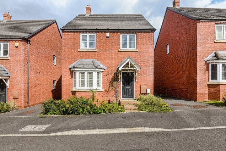 4bd Spacious Detached House In Birmingham Suitable For Contractors And Family's With Free Parking On Private Drive Sleeps 9 - Birmingham