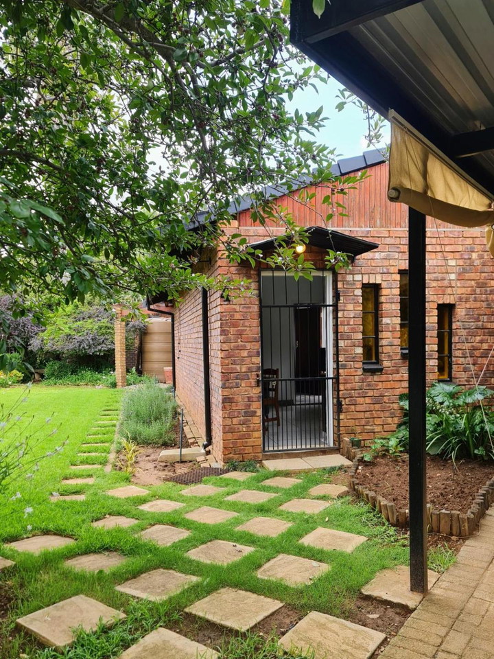 Bliss Cottage Langenhovenpark - Bloemfontein