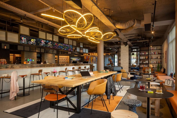 Moxy Paris Clamart - Jouy-en-Josas