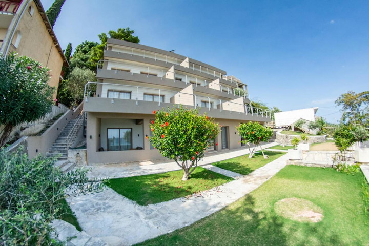 Kaiser Luxury Suites - Corfou