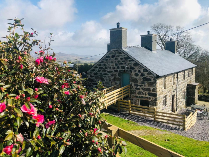 Hendre Cennin - Gwynedd