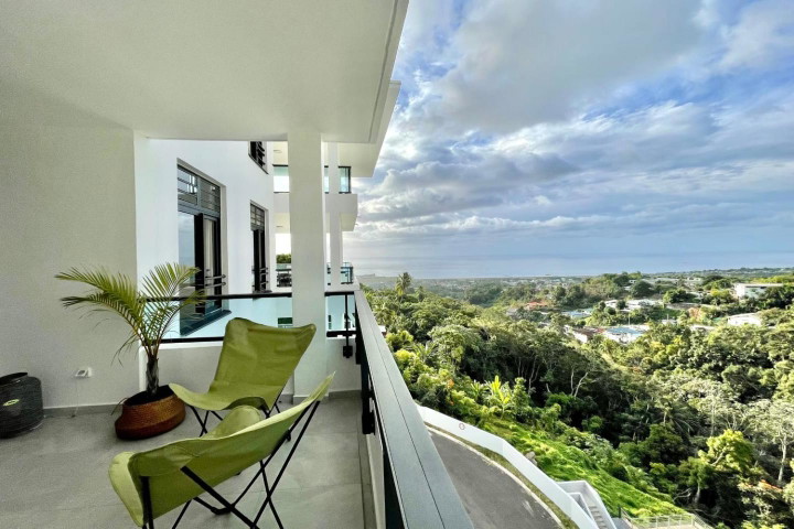 Mititai Condo Sea View & Pool The Quiet Place Near The Airport - Tahiti