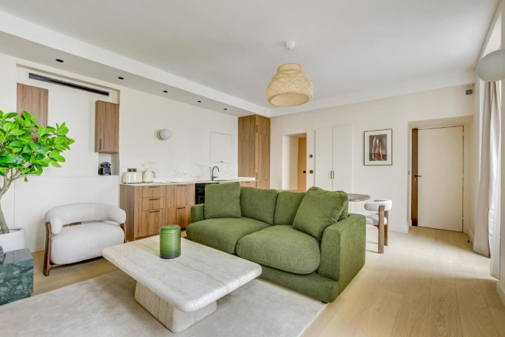 Pick A Flat's Apartment In Saint Germain - Rue Corneille - Paris