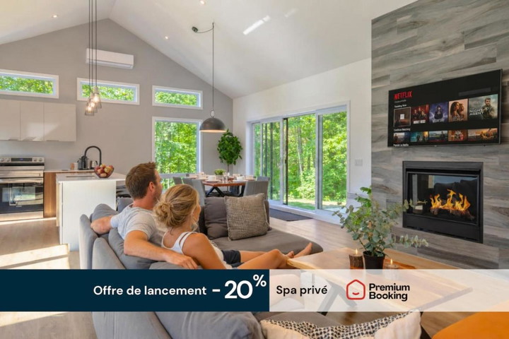 Chalet Le Pin With Private Spa & Billiards, Carling Lake - Quebec