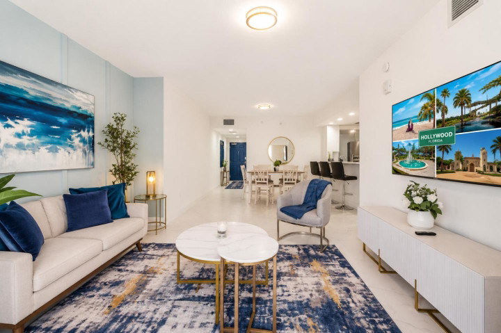 Coastal Oasis • Sleeps 11 • Rooftop + Pool • Beach - Miramar, FL