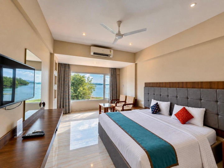 Lake View Resort Lonavala - Khopoli