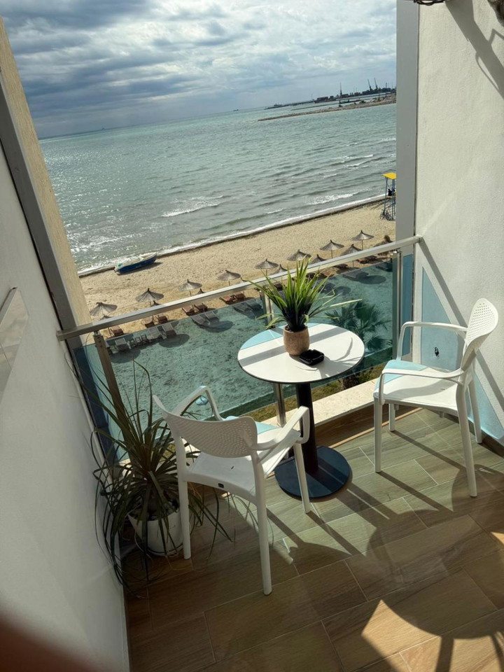 Seaview Luxury Apartment - Durrës