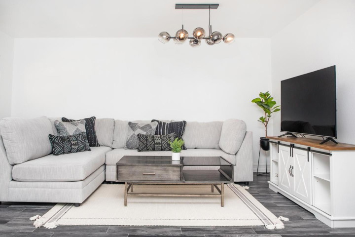 Location! Quality! Comfort! The Downtown Gem - Naples, FL