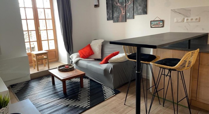 Appartement Avec Chambre Ouverte - Bourg-Madame