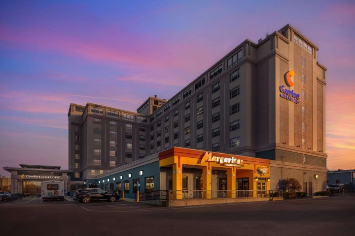 Comfort Inn & Suites Logan International Airport - Revere, MA