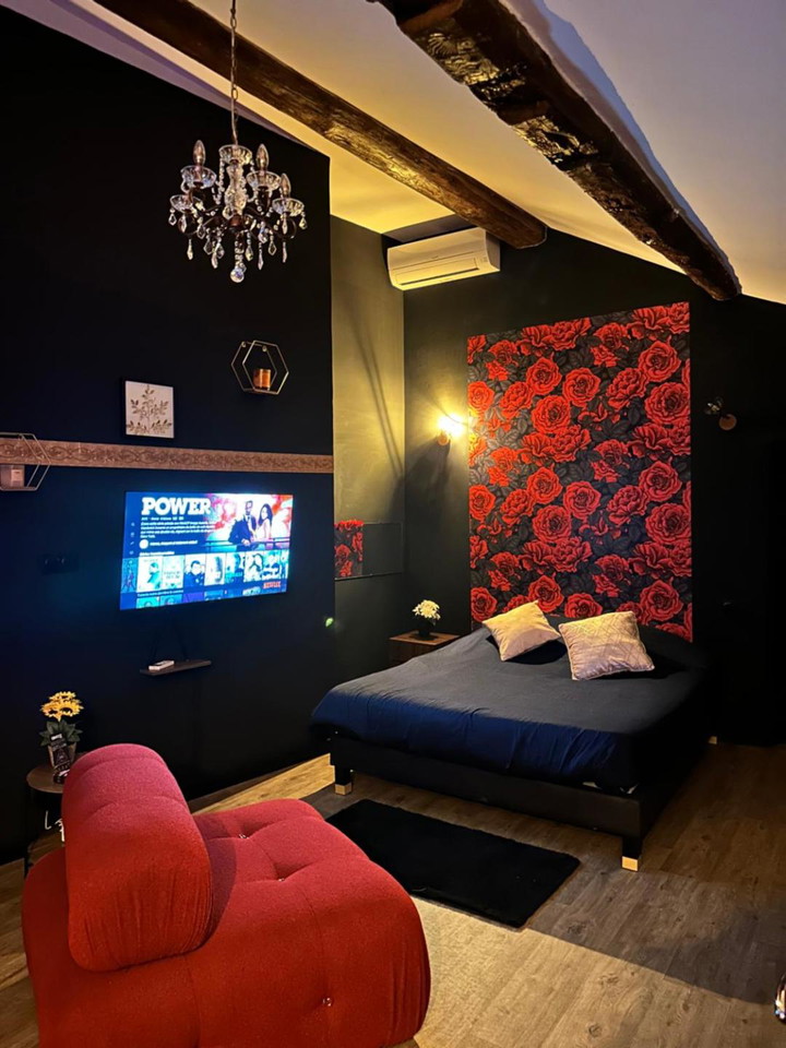 Love Room Narbonnaise - Narbona