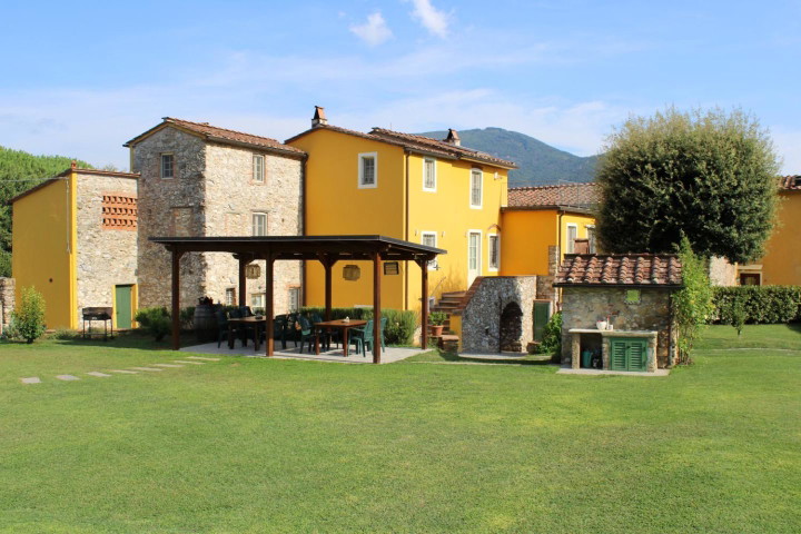 Casal Delle Rondini - Lucca
