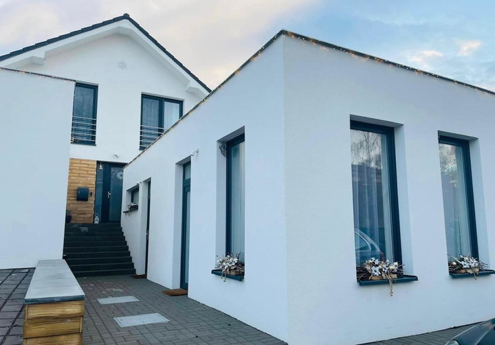 R E L L A X Studia Chvalovice Hatě - Tschechien