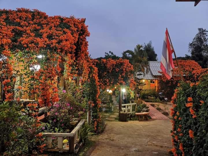 Lung Soi Nguen Homstay Pang Oung - Mae Hong Son
