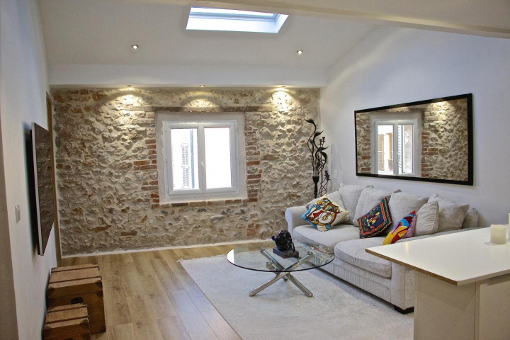 Duplex Fontaine - Appartement Duplex Coeur Vieil Antibes Old City Marché Provencal - Juan les Pins
