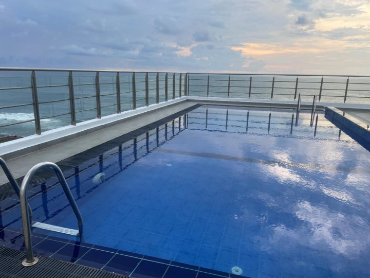 Next To An Indian Ocean - Colombo