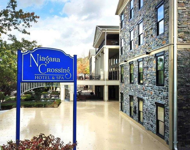 Niagara Crossing Hotel And Spa - Niagara Falls, NY