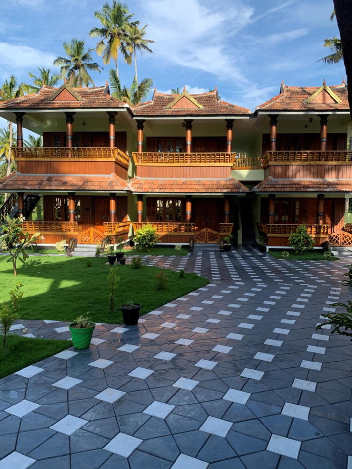 Royal Kazbay Beach Resort - Varkala