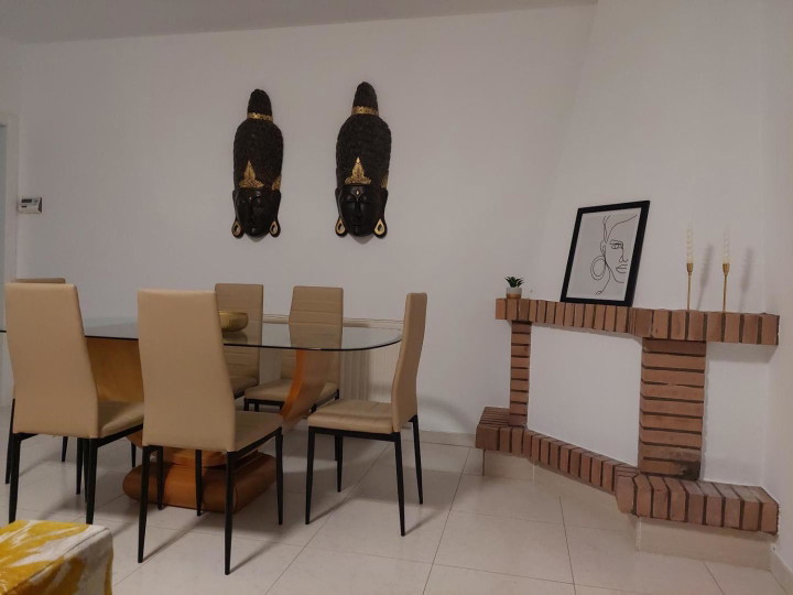 Gran Casa Cerca De La Playa - Boiro