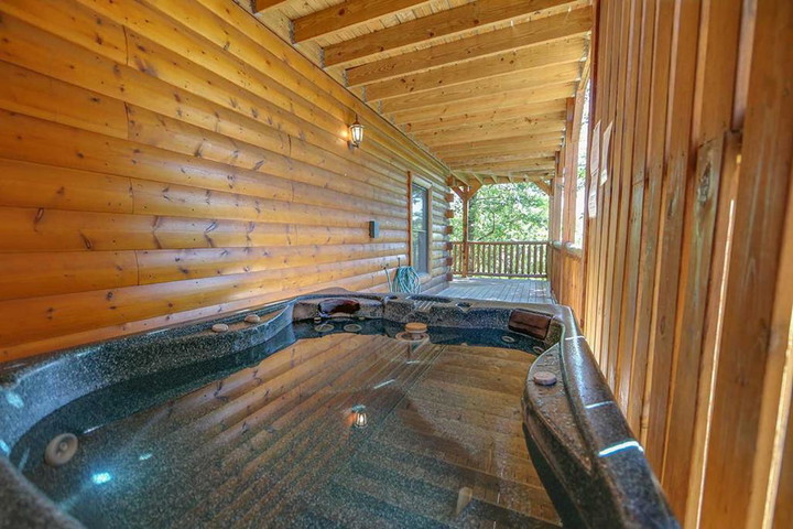 Cherokee Ridge By Venture Smoky Mountains - Gatlinburg, TN
