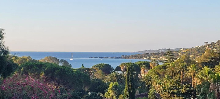 Larimar Etablissement- 200 M De La Mer - Sainte-Maxime