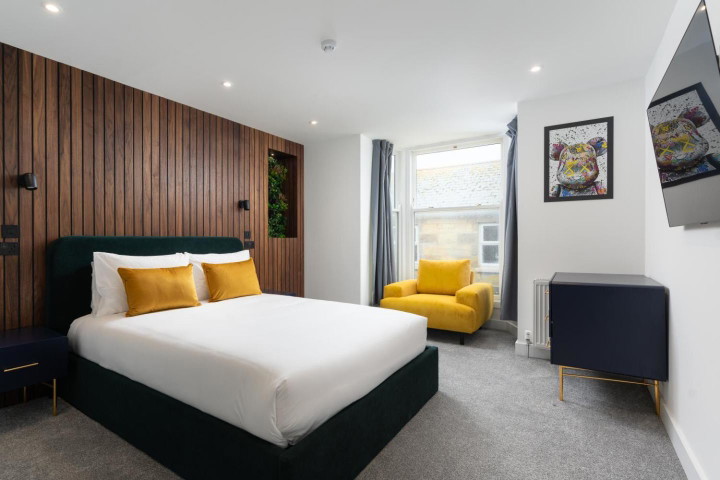 Room 2 Hotel Style Double Bedroom In Marazion - Marazion