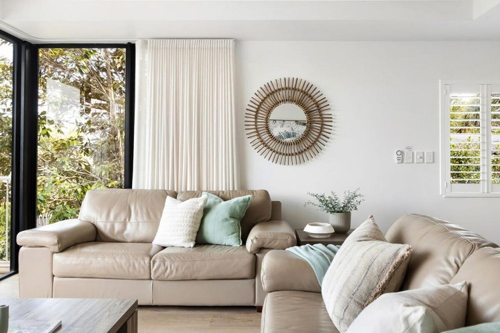 Breezy Beach Haven - Ocean Views & Roof Top Deck - Noosa Heads