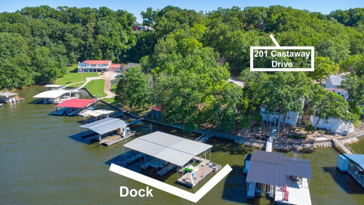 Large Lake Tudor Home, Dock, 3 Acres, Walk To Bagnell Dam , 1 Mm - Vereinigte Staaten