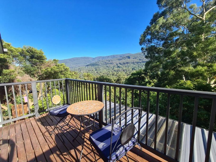 'Wahroonga' Home Among The Gum Trees In Warburton - Warburton
