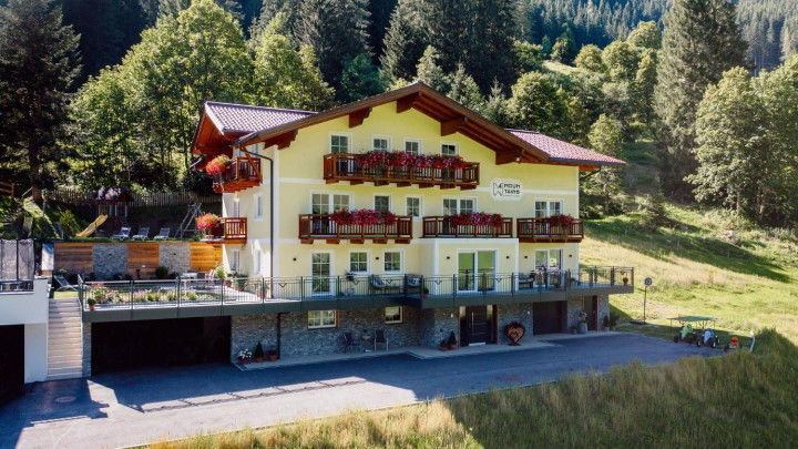 4 Mountains Apartments - Wagrain