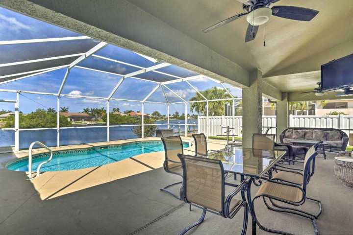 Canalfront Cape Coral House W/ Pool & Patio! - Cape Coral, FL