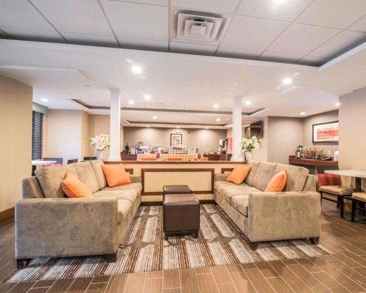 Comfort Inn & Suites Brattleboro I-91 - Vermont
