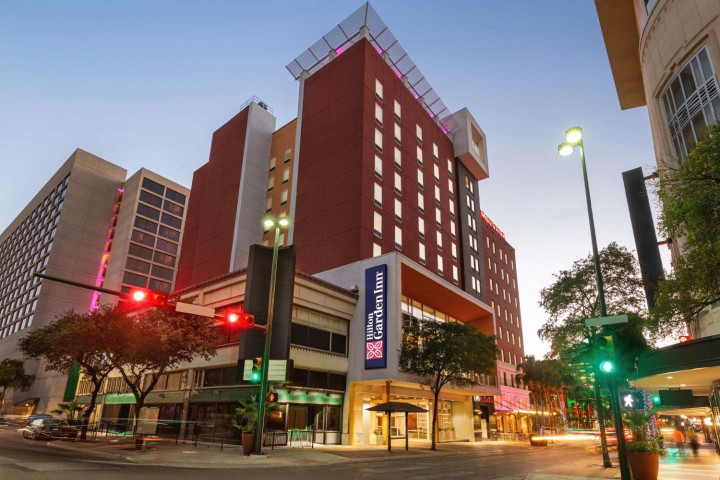 Hilton Garden Inn San Antonio Downtown Riverwalk - San Antonio, TX