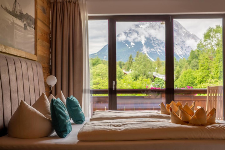 Hotel Alpennest - Mountain Hideaway In Leutasch - Zugspitze