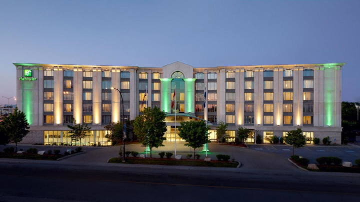 Holiday Inn & Suites Montreal Airport By Ihg - Quebec