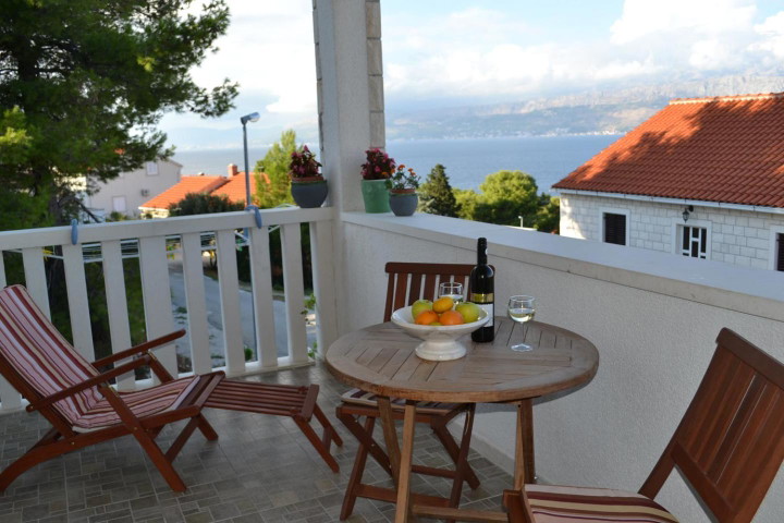 Apartmani Vila Nela - Dugi Rat