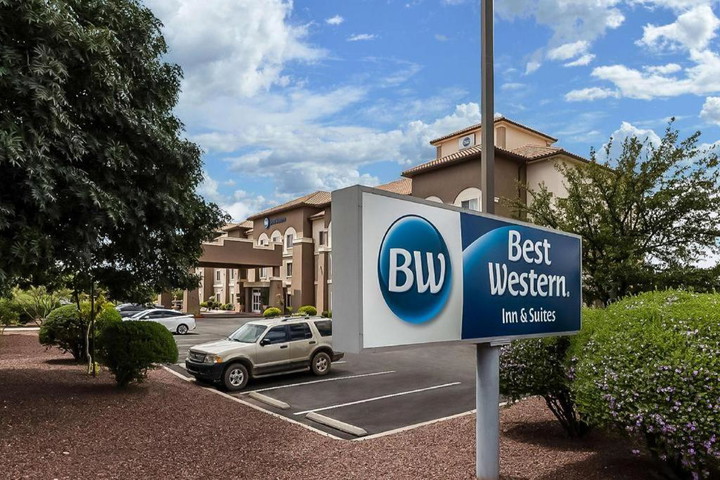 Best Western Douglas Inn & Suites - Douglas, AZ