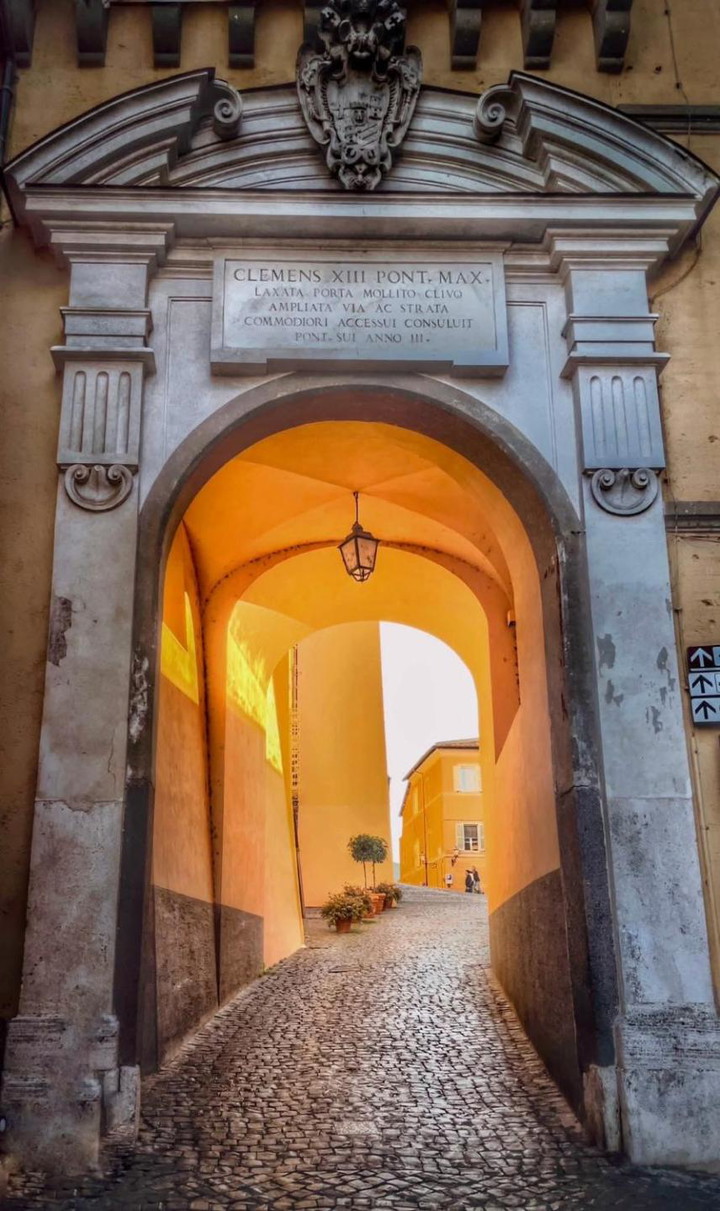 Residenza Dei Papi - Luxury City House - Marino