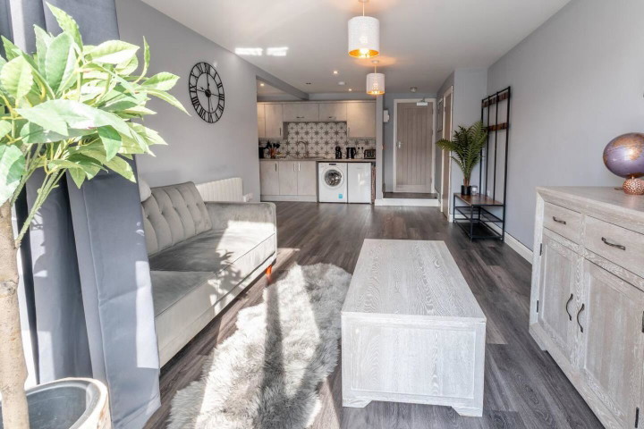 Stylish Aberaeron Harbour Apt - Aberaeron