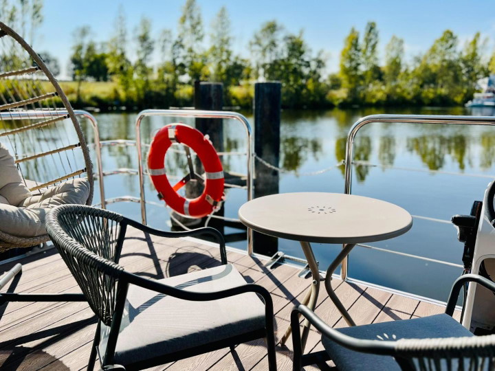 L'escale Royale Torcy - Marne La Vallée - Champigny-sur-Marne