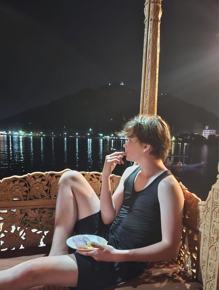 New Alzira Royal Heritage Houseboats - Srinagar