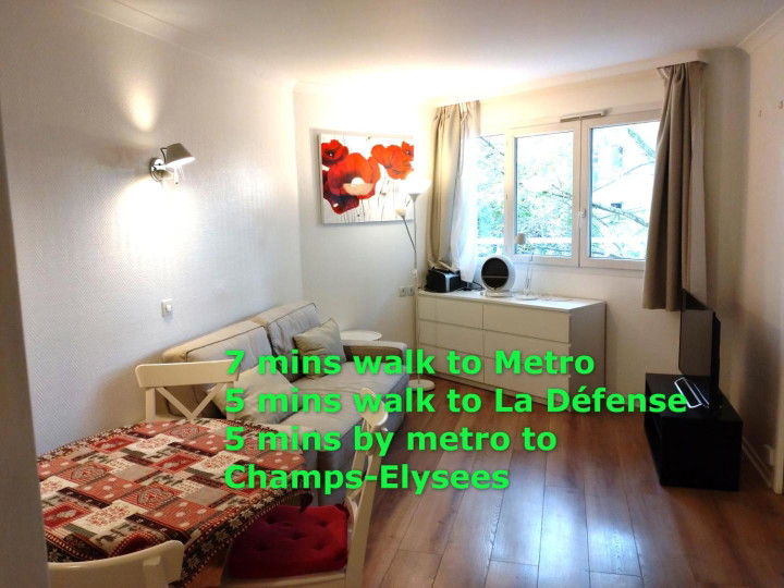 7 Min Walk Metro, Aparthotel, La Défense - Rueil-Malmaison