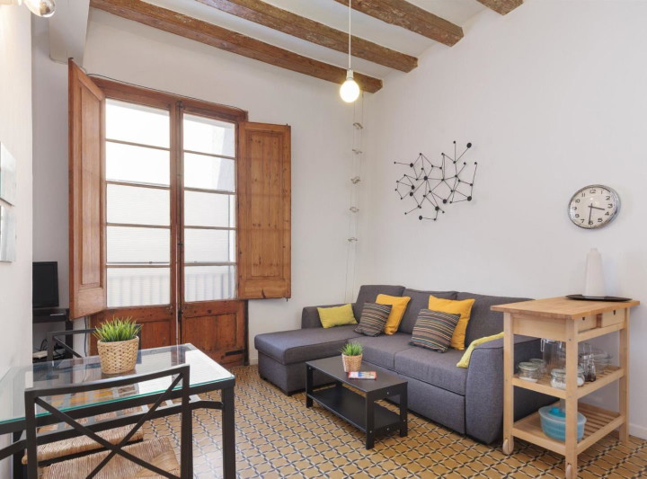 Borrell · Near Ramblas - Badalona