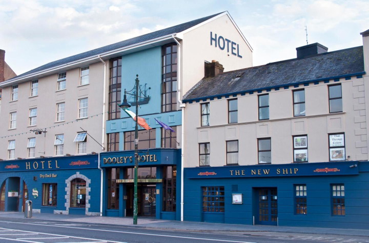 Dooley's Hotel - County Waterford