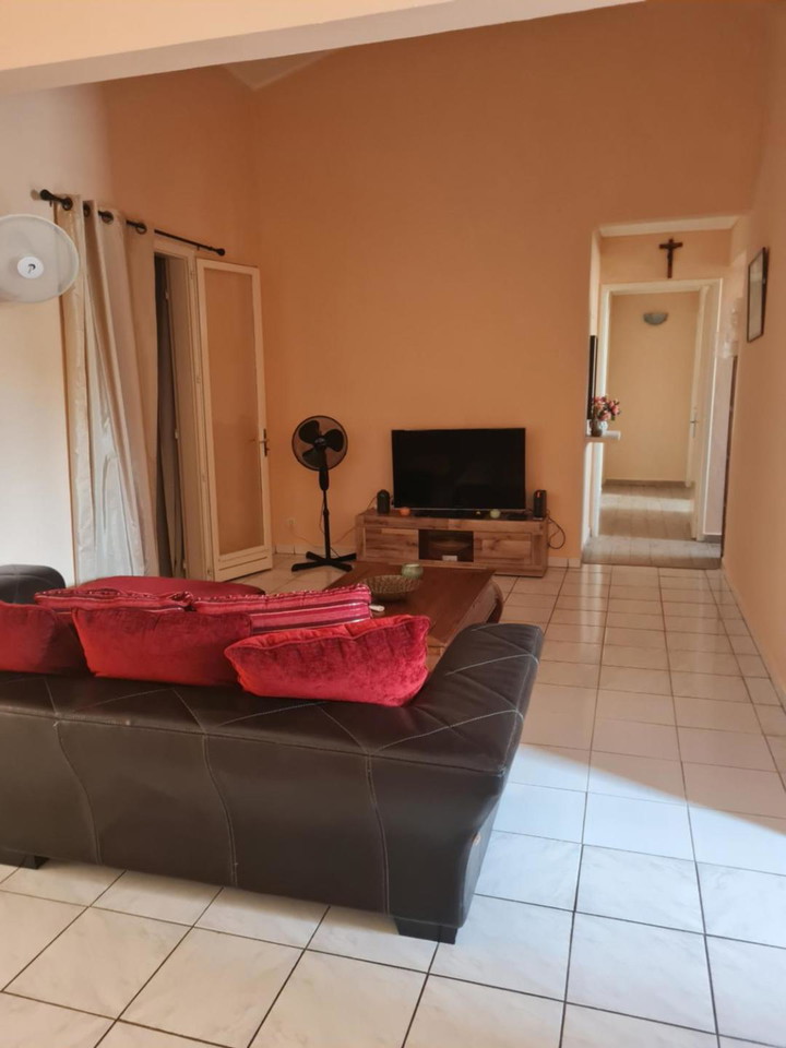 Bienvenue A La Maison - Saint-Denis, La Réunion