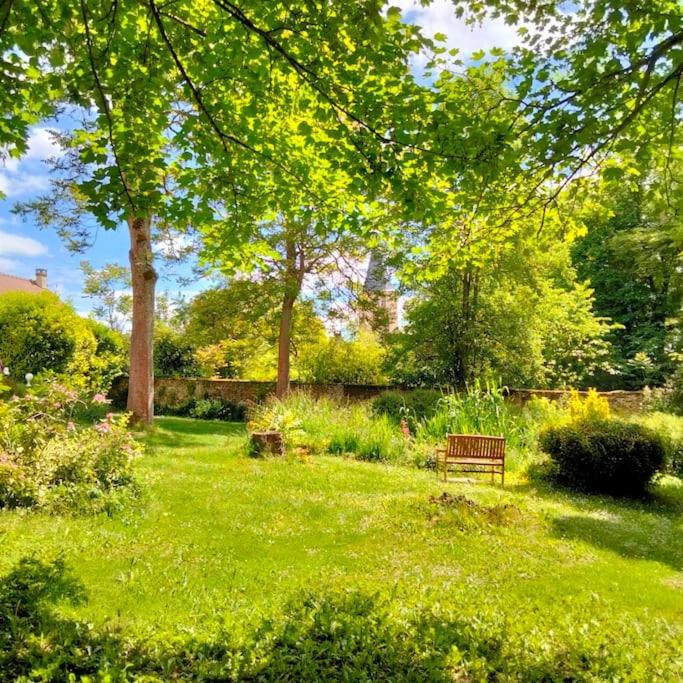 Le Cinq, Au Coeur Du Vexin - Val-d'Oise