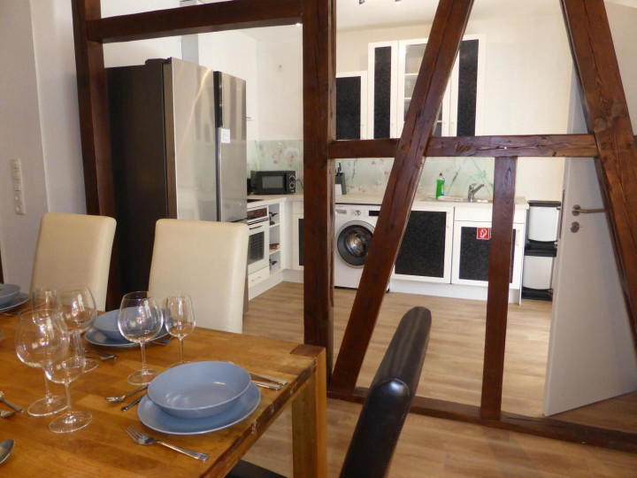 Apartment Ferienwohnung Martin Luther, 3 Schlafzimmer, Free Wifi, Nähe Zentrum, Klimatisiert, Hell, Offen, Sehr Schön, - Jena